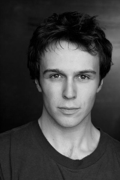 Geoffrey Breton – Chain Reaction | At a Glance...